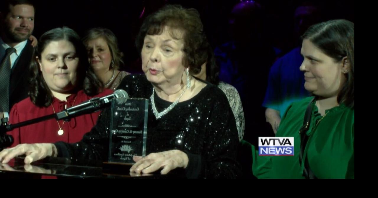 Carolyn Gray wins citizen award at Tupelo charity ball | Video | wtva.com