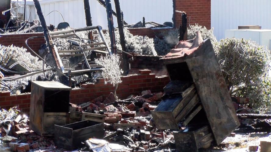 PHOTOS: Fire at St. Paul United Methodist Church in Tupelo, MS on Jan ...