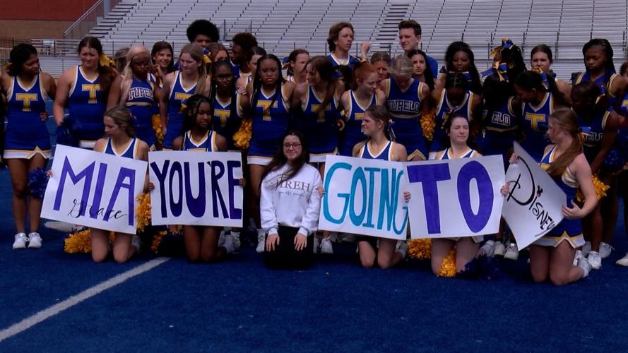 Tupelo High School club grants wish of Nettleton student | Local | wtva.com