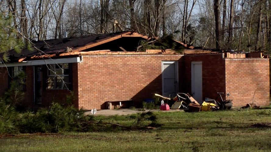 PHOTO GALLERY: Tornado damage in Wren, MS | | wtva.com