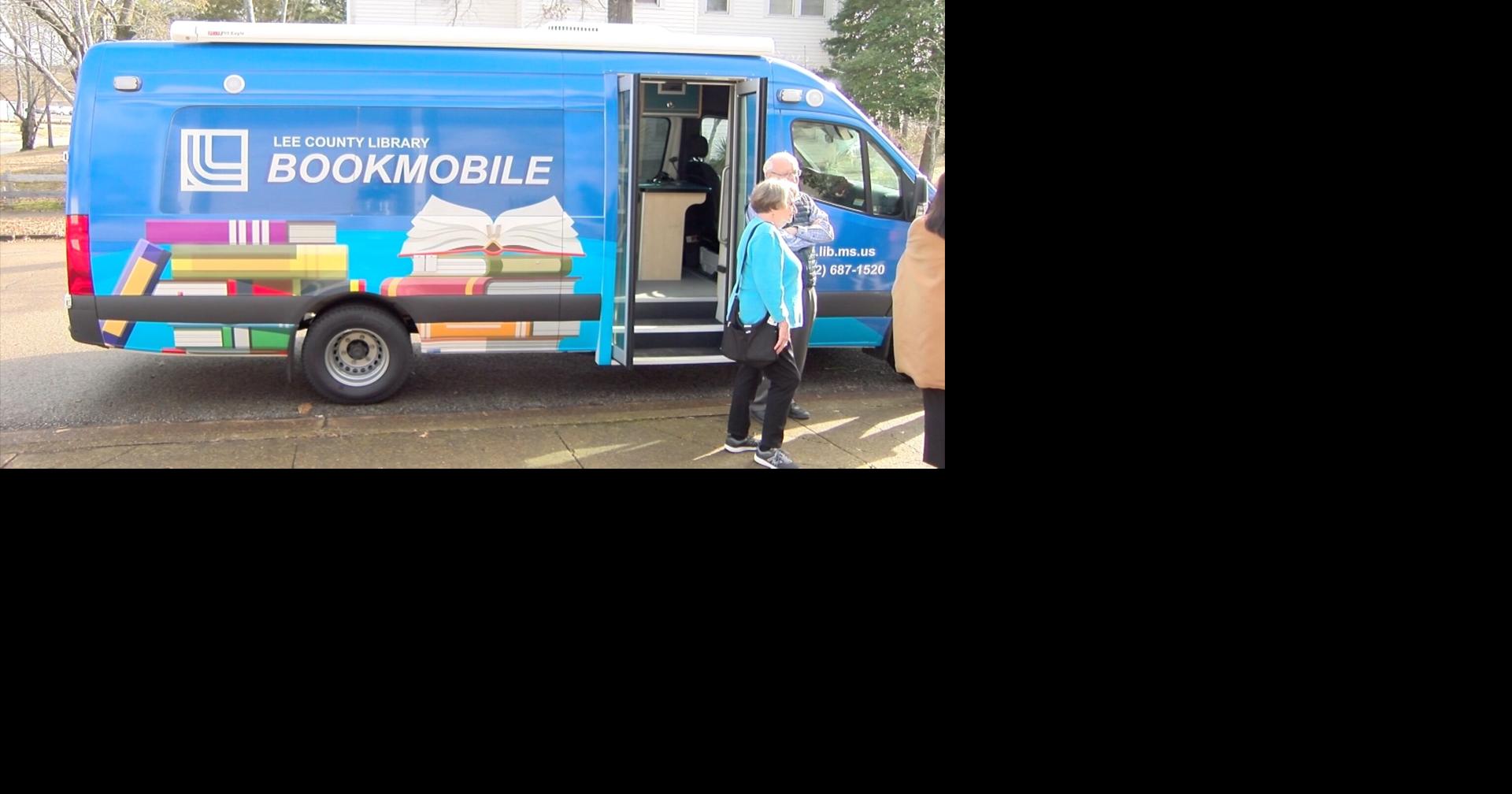 Lee County Library unveiled new bookmobile | News | wtva.com
