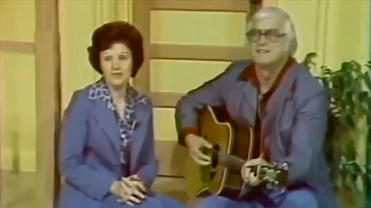 'Outfits From Kay Bain’s Closet' on display at Oren Dunn Museum | Local | wtva.com