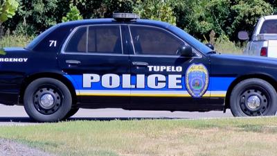 Vehicle burglar wanted in Tupelo | | wtva.com