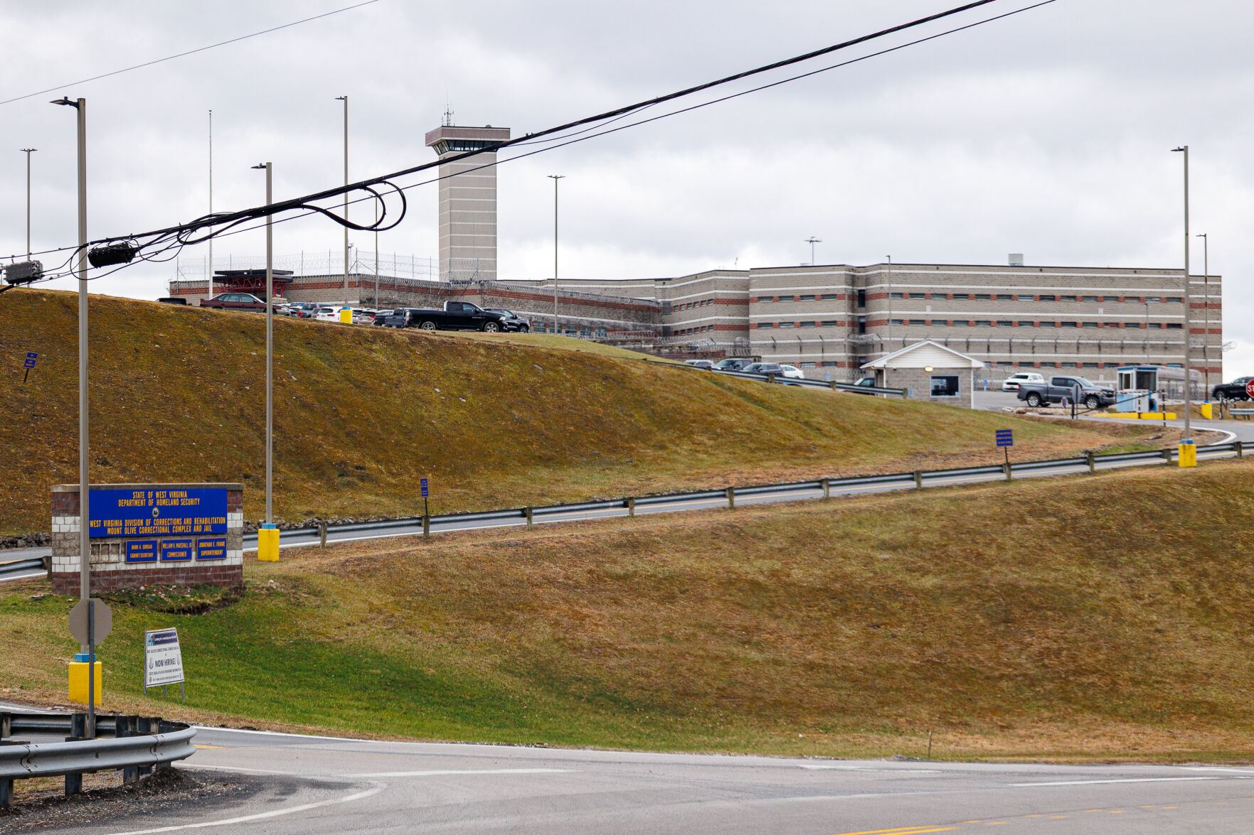 WV judge: Mount Olive prison head disobeyed Keith Lowe order | Legal ...