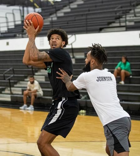 The Basketball Tournament: FAU's Delph adds length to Herd That roster ...