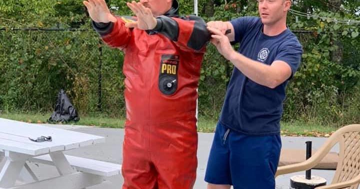 SCFD members submerge into dive training | Metro Kanawha ...