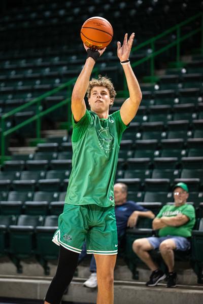 Chuck Landon: MU starting 7-1 freshman at center | Chuck Landon ...