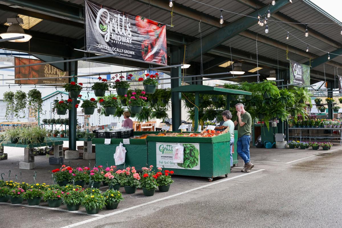 Farmers markets, Charleston WV: SC, Capitol Market open | Kanawha ...