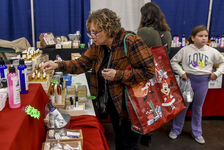 PHOTOS: Capital City Art and Craft Show returns | Life & Arts ...