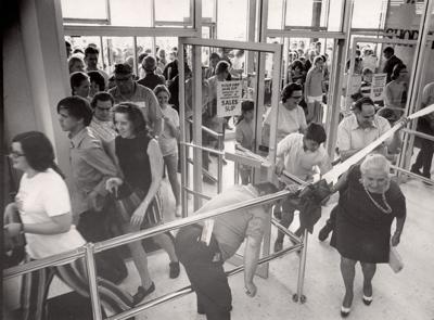 Vintage West Virginia: Heck’s store opening | Life & Arts ...