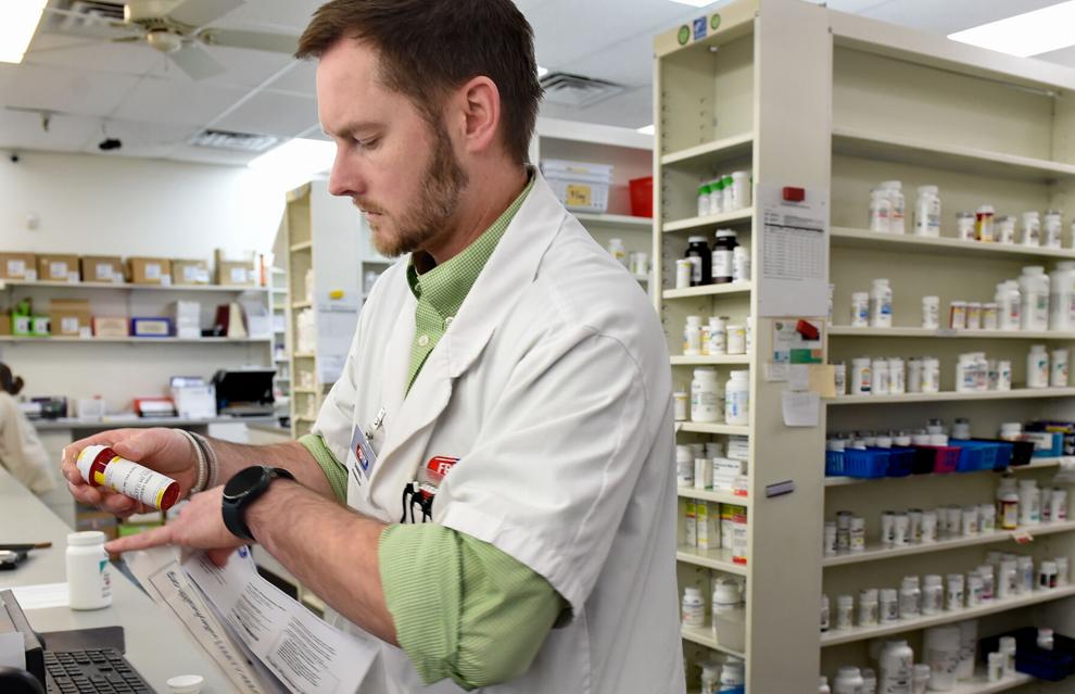 University of Charleston, WV closing School of Pharmacy | Education ...