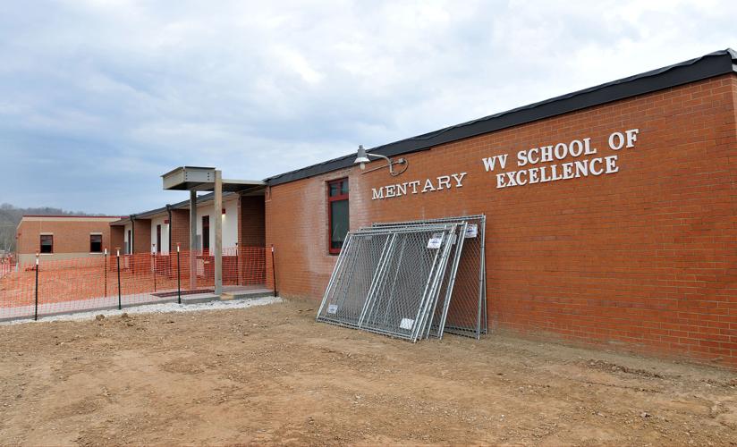 Photos: New Poca Middle School opens | Putnam County | wvgazettemail.com