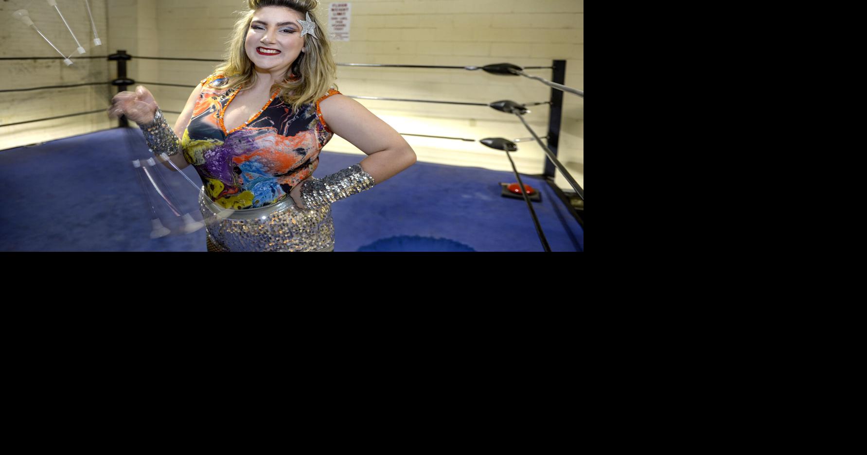 Pro wrestler, twirler Sydney Moore ready for Regatta title | Charleston ...
