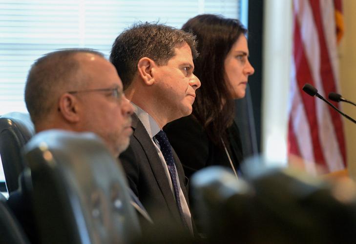 EPA greenhouse gas rule hearing in WV draws supporters, opponents ...