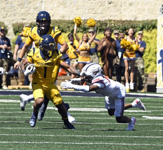 WVU football: Mountaineers efficient in second half to muscle past ...
