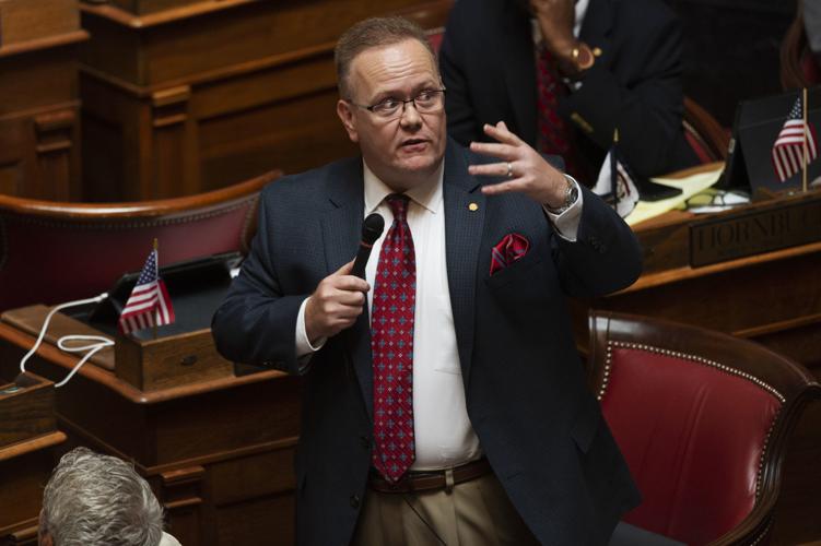 Legislators pass impeachment articles against all Supreme Court ...