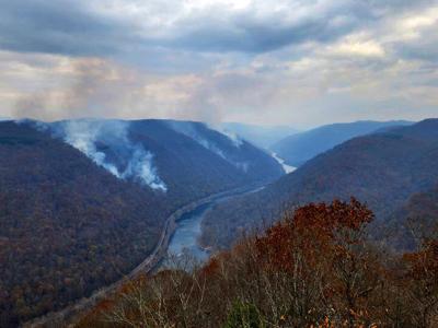 New River Gorge wildfire 'zero percent contained' | News ...
