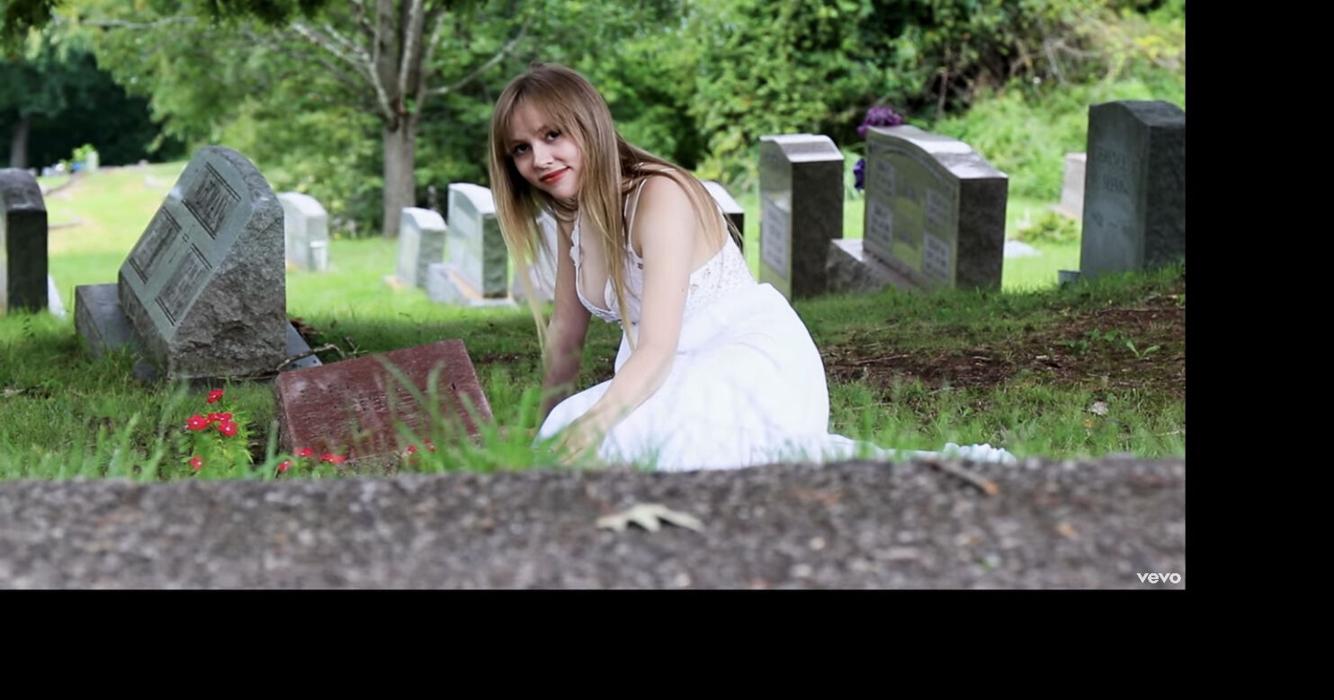 Singer-songwriter with Charleston roots set to release new song in ...