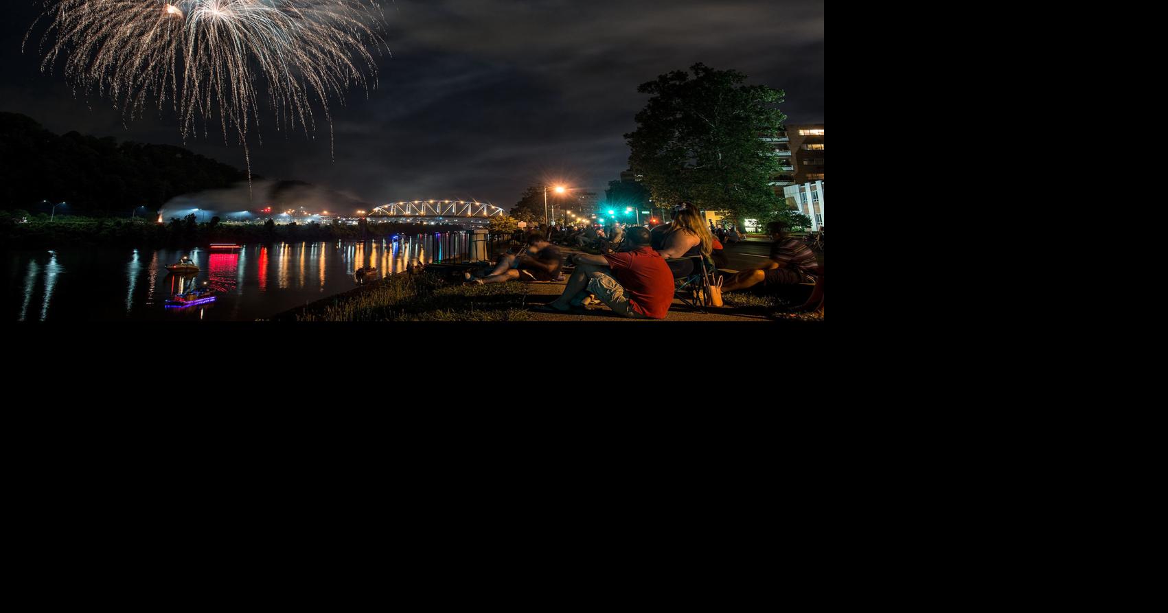 PHOTOS: Fireworks light up Charleston sky on Fourth of July | Galleries ...