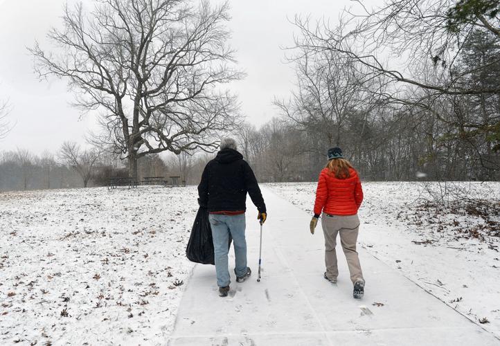 During shutdown, volunteers make sure Gorge garbage is gone | News ...