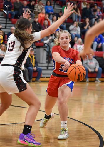 Prep girls basketball: Britton, Ullman lead Sissonville past Hoover, 68 ...