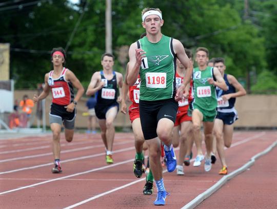 Prep track and field: Winfield's Aaron Withrow signs to run at Kentucky ...