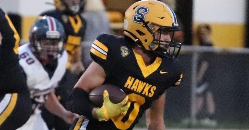 Skyhawks, Raiders square off in battle muscle | Football Playoffs ...