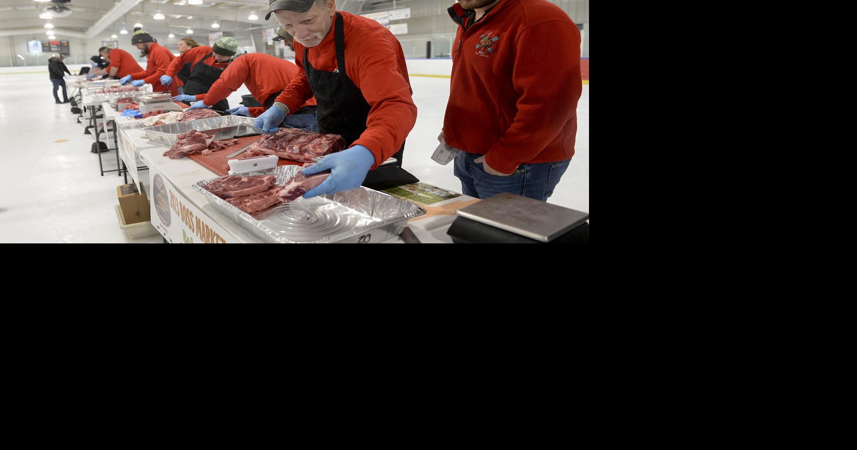 A cut above: Texas Roadhouse butchers take to the ice for a cutting ...