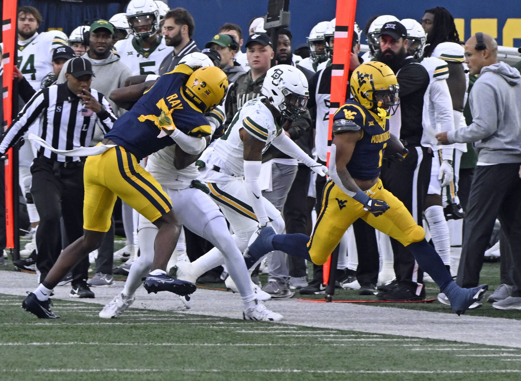 Page B3 | e-Edition | wvgazettemail.com