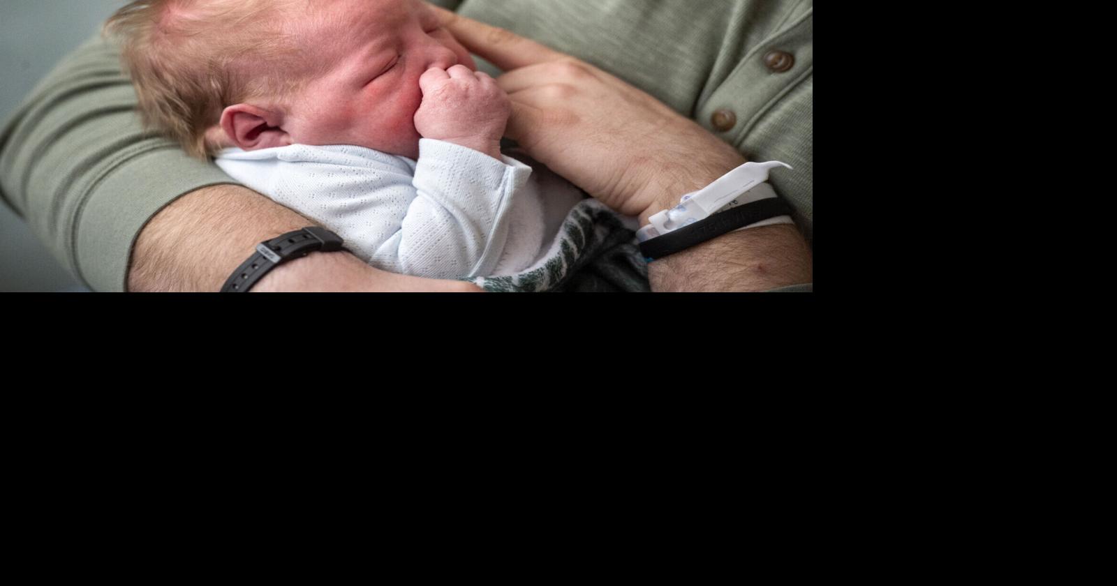 Sam Paxton, 2026 New Year's Day baby at CAMC, Charleston WV | Kanawha ...