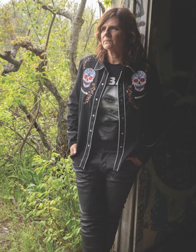 Amy Ray performing solo on 'Mountain Stage' | Arts & Entertainment ...