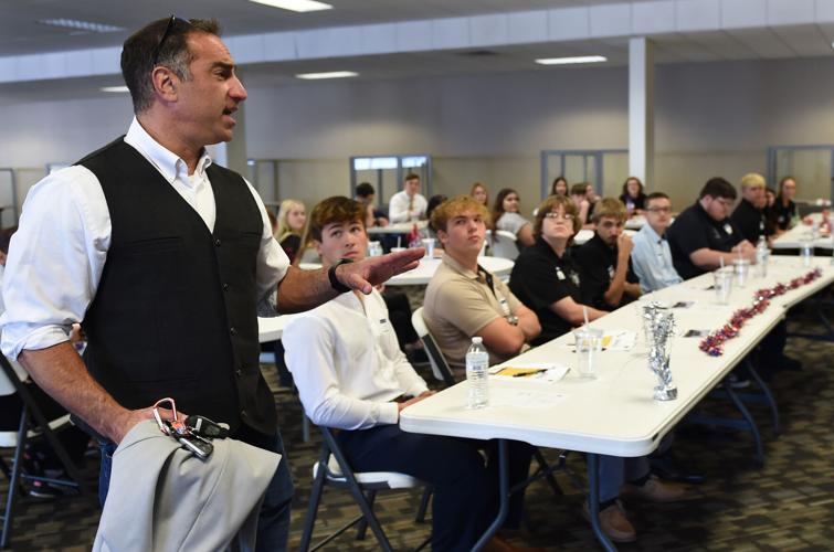 West Virginia teens learn about law enforcement from FBI | Kanawha ...