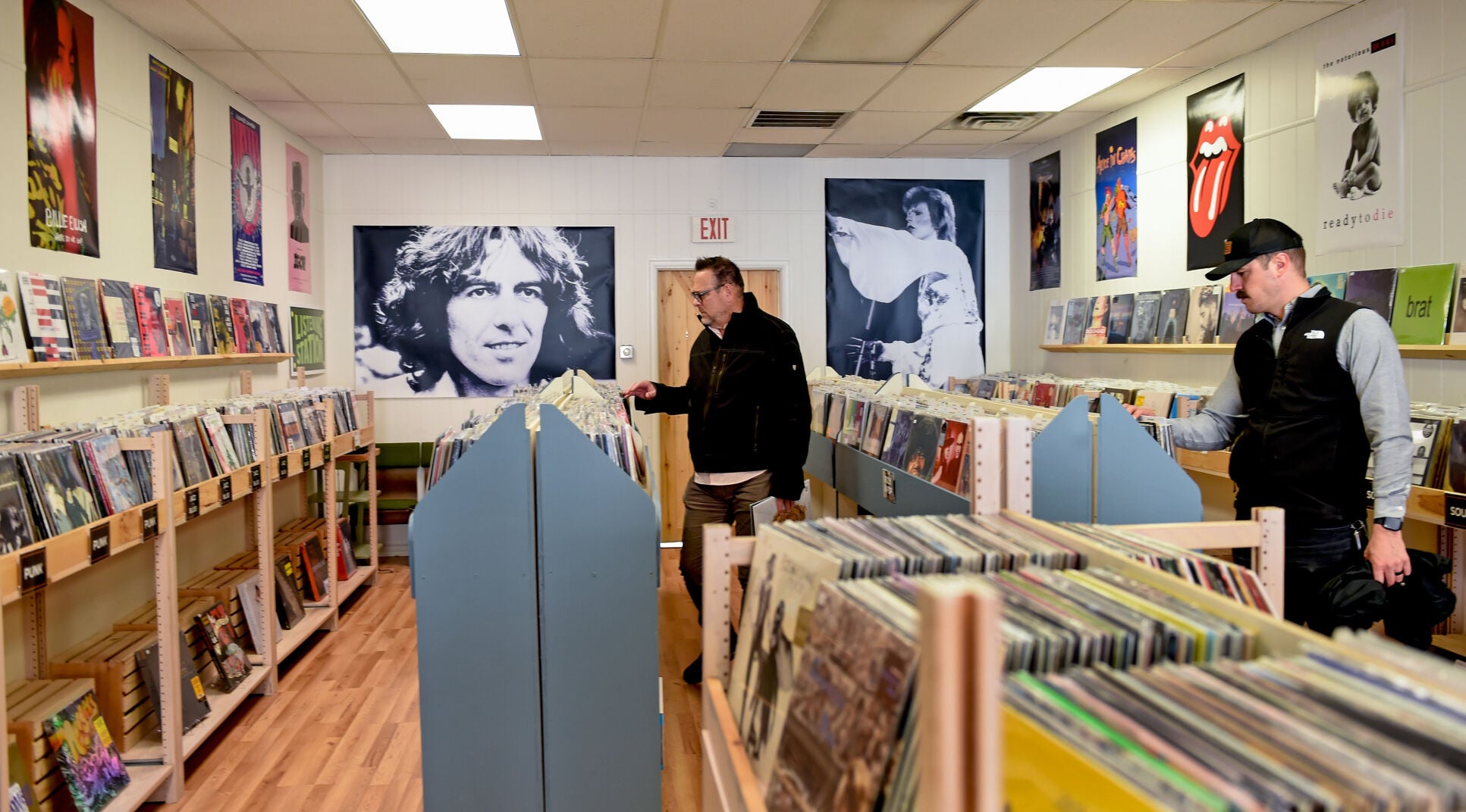 Sullivan's Records, Charleston, WV set for Record Store Day | Galleries ...