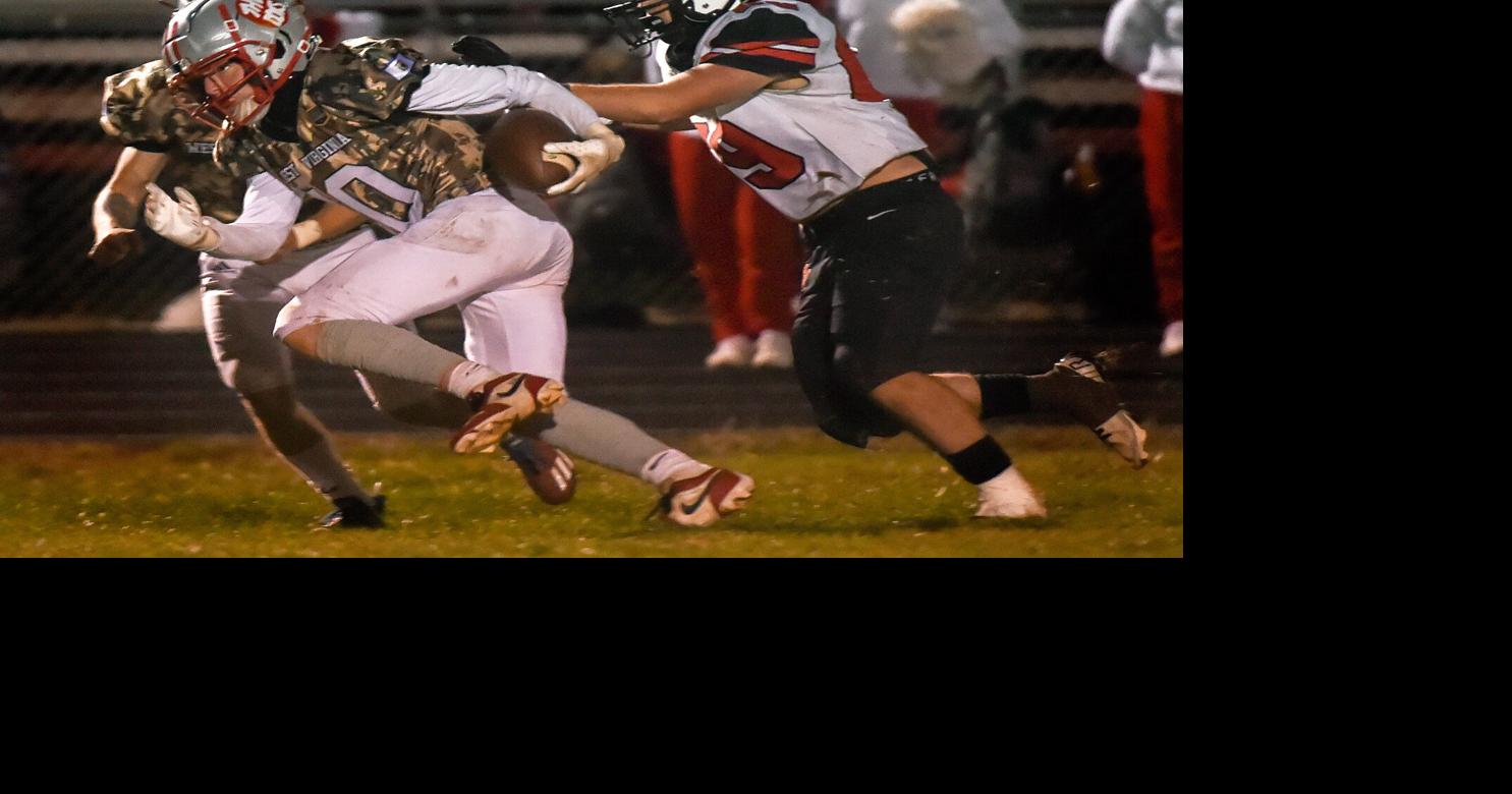 Prep football: Jones secures victory for Dots over Panthers, 20-13 ...