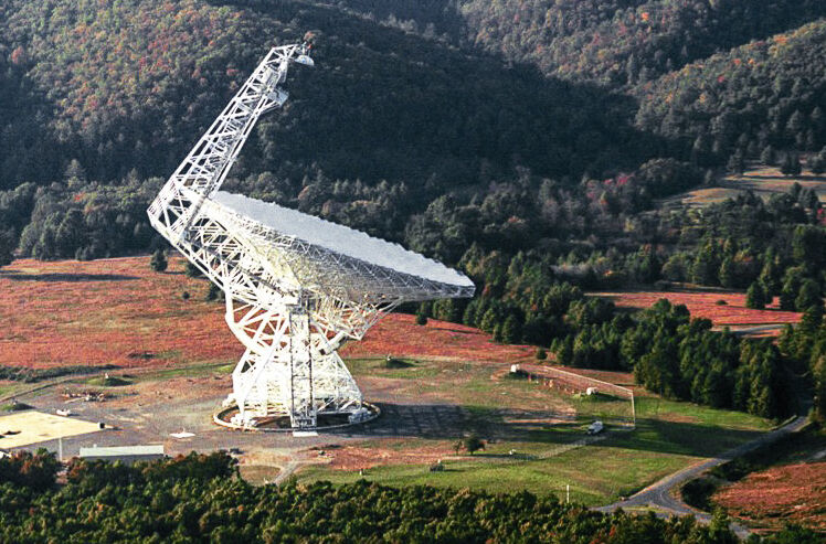 Artemis II moon rocket gets tracked by Green Bank telescopes | News ...