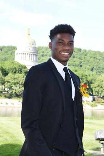 Abandoned in New York, Nigerian athlete finds home, hope in West ...