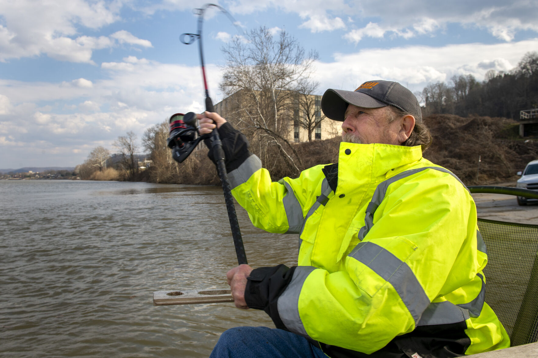 Danny "Bo" Smith fishing on Kanawha River in Charleston, WV | Kanawha ...