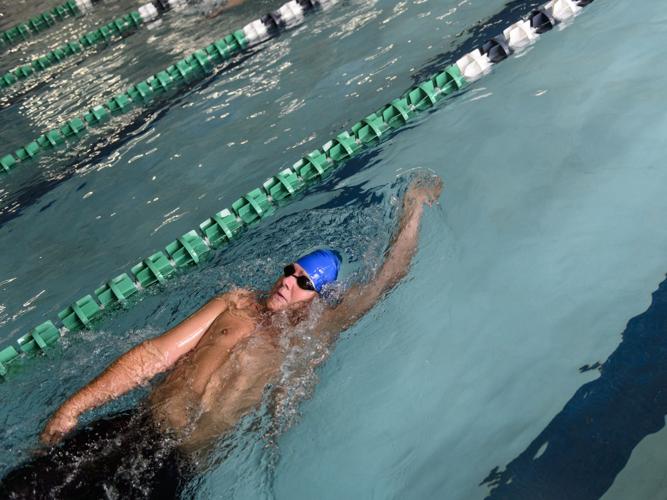 Charleston man sinks his teeth into Alcatraz Sharkfest swim | Life ...