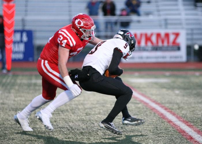 Prep football: Bridgeport upends Nitro in Class AAA playoffs | Football ...