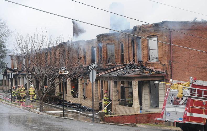 Fire tears through Hinton | Cops & Courts | wvgazettemail.com