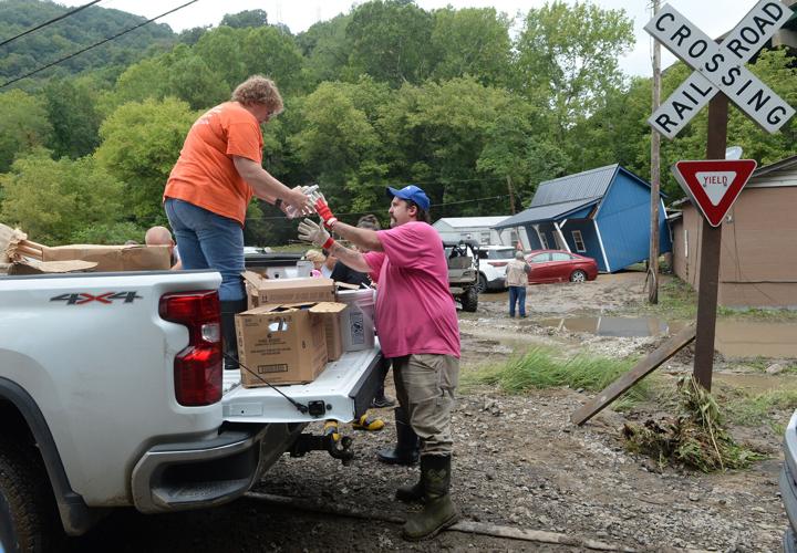 Winifrede residents begin cleanup following flash flooding | Kanawha ...