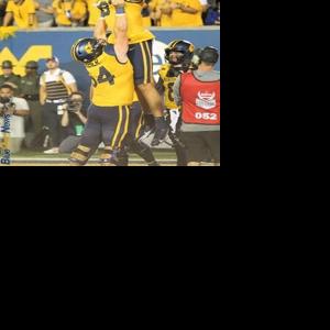 West Virginia stands tall to beat Pitt, 17-6, in Backyard Brawl | Blue ...