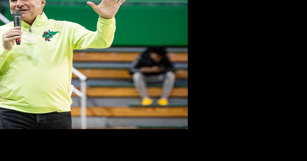 Marshall basketball: Socastee H.S. court named in D'Antoni's honor ...