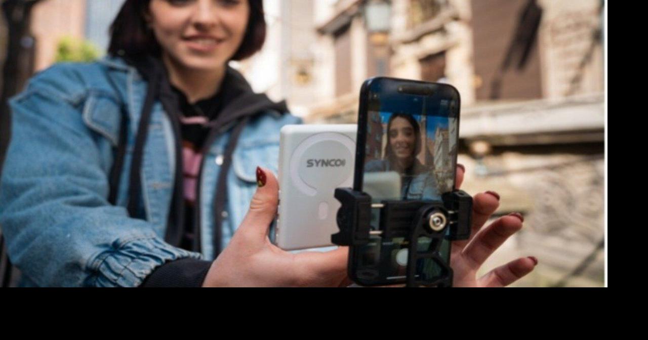 Why You Need a Selfie Monitor Screen and How to Choose | Sponsored ...