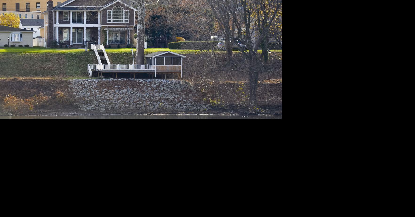 Sen. Joe Manchin buys house on Kanawha River (photo) | News ...