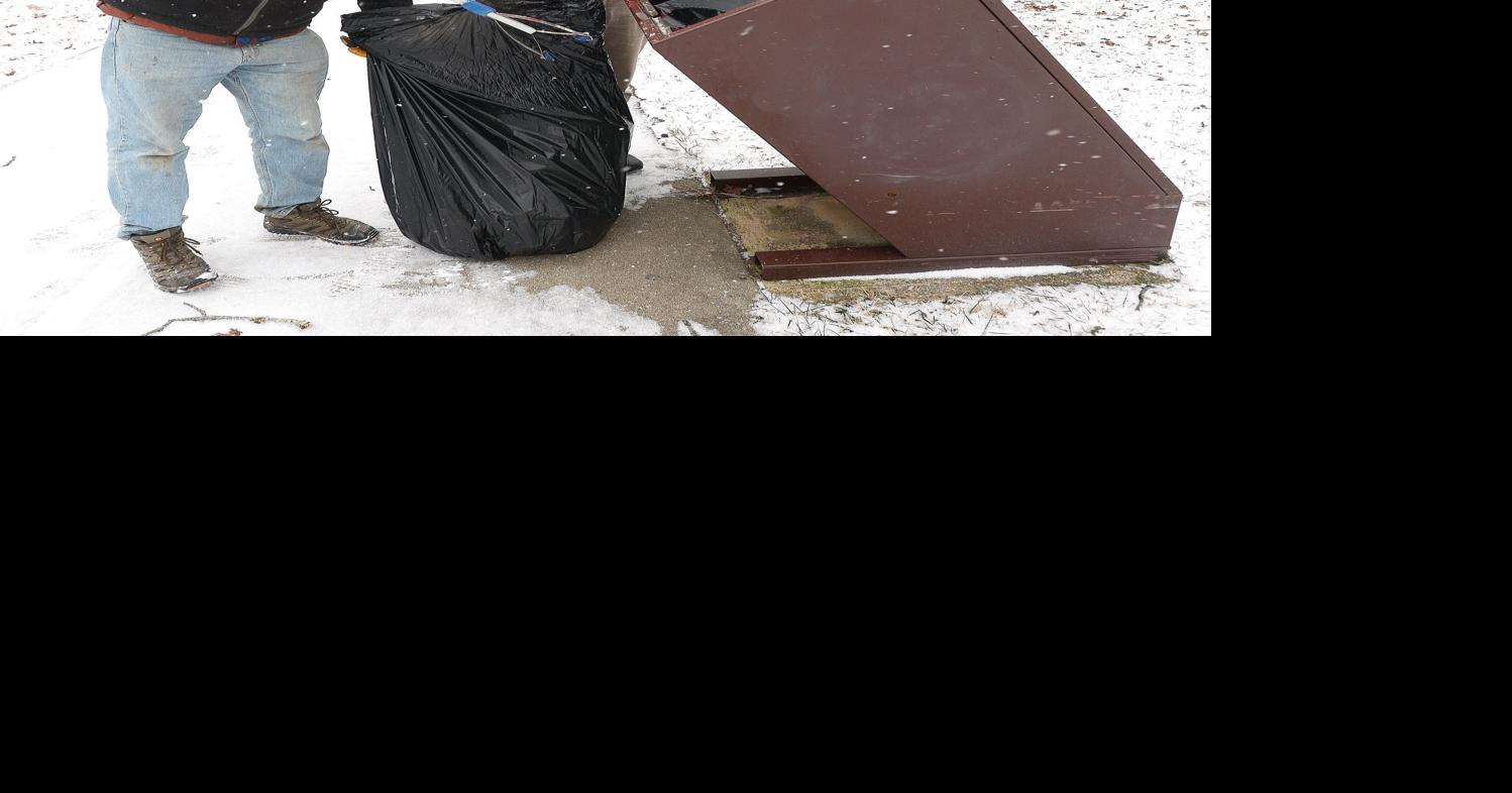 During shutdown, volunteers make sure Gorge garbage is gone | News ...