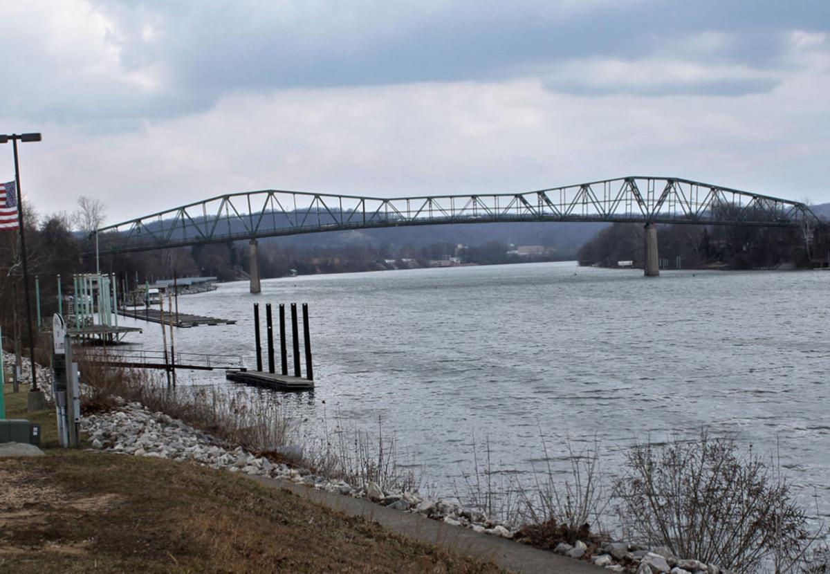 Nitro-St. Albans bridge project meeting draws crowd | News ...