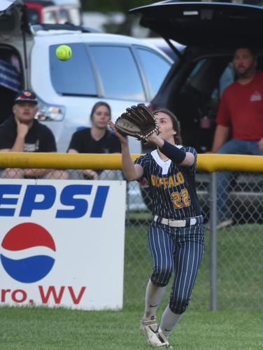 Prep softball regionals: Buffalo upends Ravenswood for state berth ...