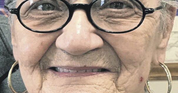 Brenda Joyce Gibson Wolfe | Gatens-Harding Funeral Home | wvgazettemail.com