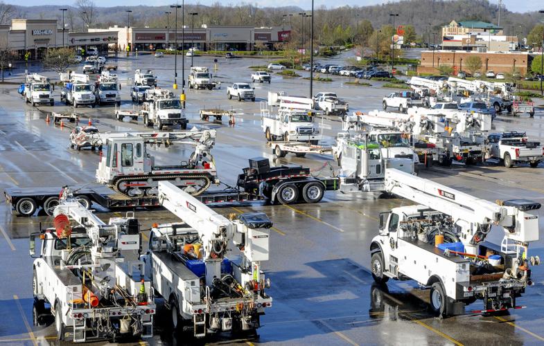 Charleston WV weather: Residents wait for power outage fixes | Kanawha ...